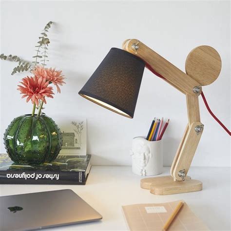 Houten Mannetje Lamp Balvi Lamplighter Bol