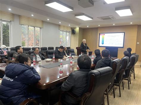 电子信息学院学科推进会召开 电子信息学院