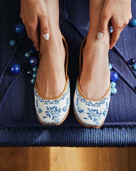 Fizzy Goblet Handcrafted Women Footwear And Accessories Online