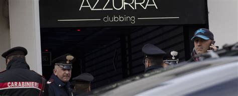 Condannata La Banda Dello Spray Di Corinaldo Dai 10 Ai 12 Anni Per