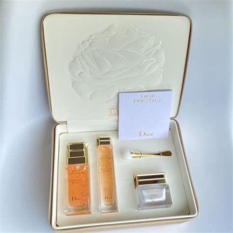36％割引ブラウン系【激安大特価！】 新品未使用【完売品】dior 限定品 プレステージ ユイルド ローズ コフレ トライアルセットサンプル