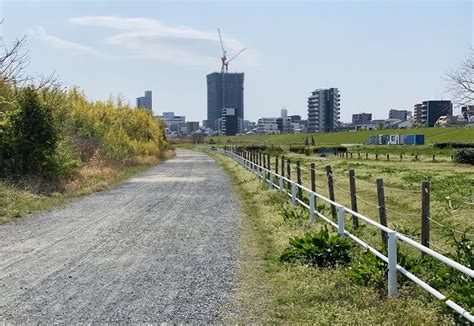 工事完了まで約1年！高さ約140m！総戸数700戸を超える十三のランドマーク計画！ ジオタワー大阪十三 25年4月の様子 大阪の近未来