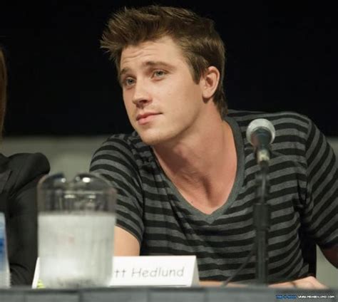 Lauragecon Garrett Hedlund Troy
