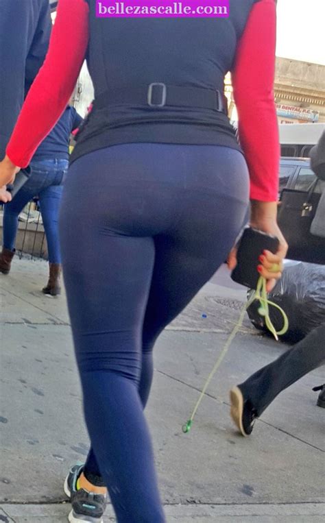 Mujeres En Leggins Con La Tanga Marcada Mujeres Bellas En La Calle