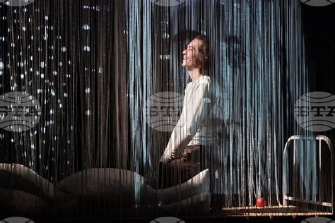 Сцена Дерида открива новия сезон с пиеса на Мила Люцканова Утро