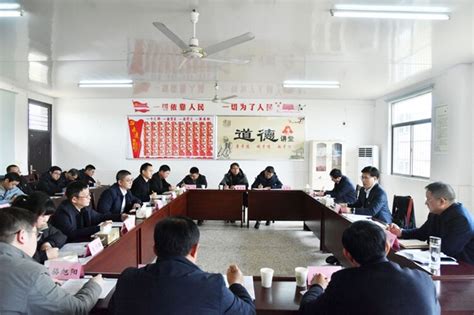 建湖县人民政府 建湖要闻 祁从峰赴崔庄村调研村级集体经济发展情况