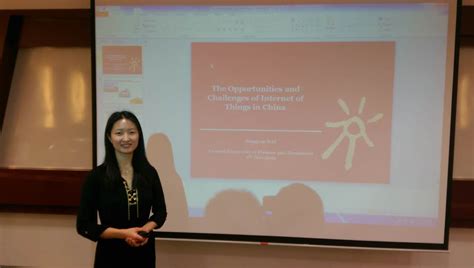 我校商学院代宏砚副教授受邀在新加坡南洋理工大学进行主题演讲 中央财经大学商学院