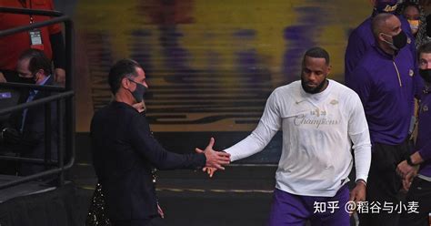湖人内部已经彻底大乱？球队总经理竟然在媒体面前撒谎成性？ 知乎