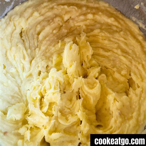Garlic Mashed Potatoes Recipe Cook Eat Go