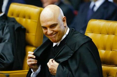Alexandre De Moraes Vota Para Descriminalizar Porte De Maconha No Brasil