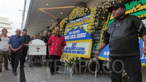 Lukas Enembe Meninggal Kuasa Hukum Sebut KPK Harus Tanggung Jawab
