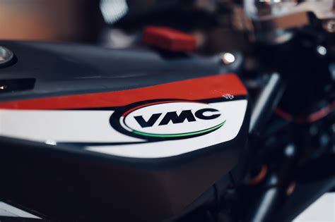 艾拉桑ellasun 【 Vmc Gp12 】艾拉桑在今年六月初引進， Facebook