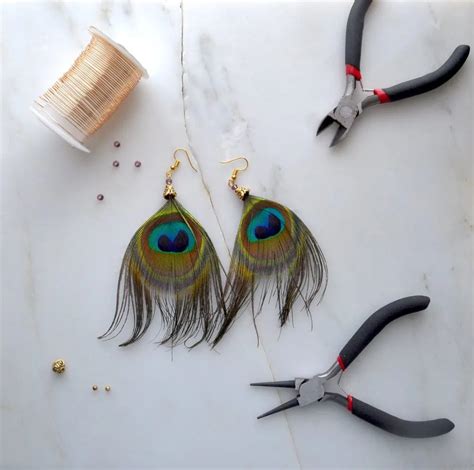 13 Colorful Peacock Crafts You Need To Make This Weekend