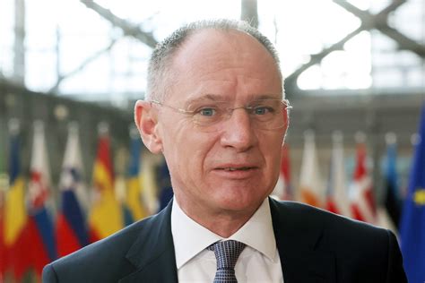 Austria este împotriva primirii Bulgariei României şi Croaţiei în