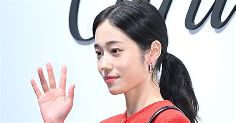 노윤서 그림같은 인형의 인사 [포토엔hd]