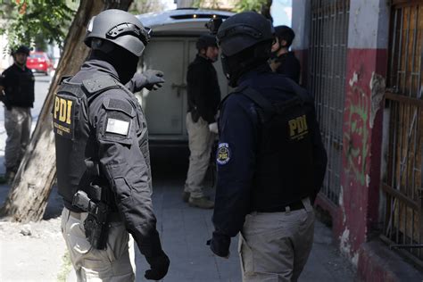 Al Menos 8 Detenidos Tras Allanamiento Por Microtráfico En El Centro De