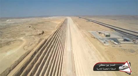 وزير النقل يتابع معدلات تنفيذ مشروع الخط الأول لشبكة القطار الكهربائي