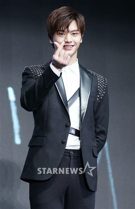 [단독][★포토]육성재 도깨비 속 덕화 모습 그대로