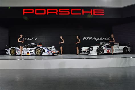 2016台北車展，porsche 南港館 911 Gt1必看！ Carstuff 人車事