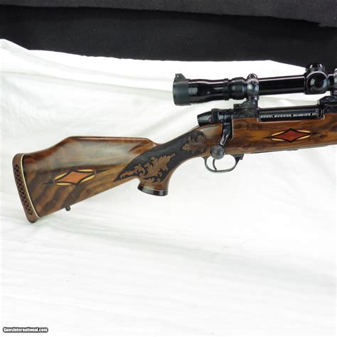 Weatherby MK V Crown Grade 340 Weatherby Magnum