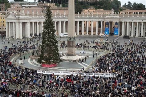 ‘tonight Our Hearts Are In Bethlehem Pope Francis Says In Christmas