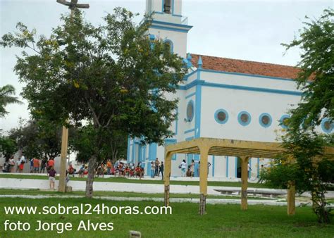 SOBRAL CE POPULAÇÃO TENTA LINCHAR INDIVÍDUO DURANTE UM VELÓRIO