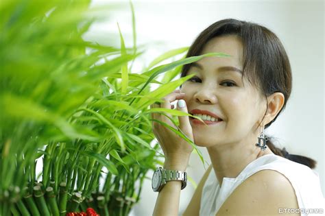 彭佳慧「自虐式療傷法」曝光！ 鬆吐感情觀：沒人能保證永遠 Ettoday星光雲 Ettoday新聞雲