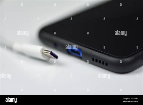 Smartphone New Fast USB Type C Port On Mobile Phone And Cable Usb Type C Charge Phone