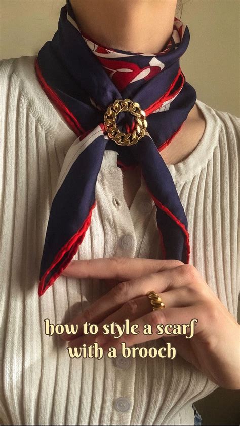 Best 13 7 Chic Ways To Wear A Broochthat Arent Old Fashioned Artofit