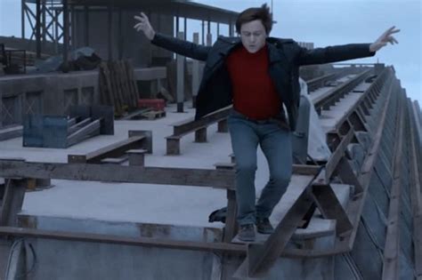 Joseph Gordon Levitt Walks The Walk In Tense New Trailer