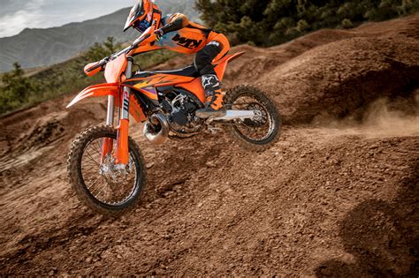 Ktm 300 Sx 2026 Precio Fotos Ficha Técnica Y Motos Rivales