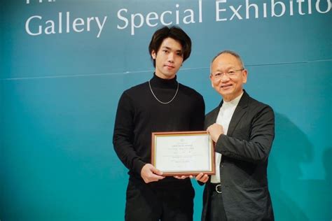 清華大學與日本多摩美大學玻璃創作聯展 策展人僅23歲 新頭條 Thehubnews