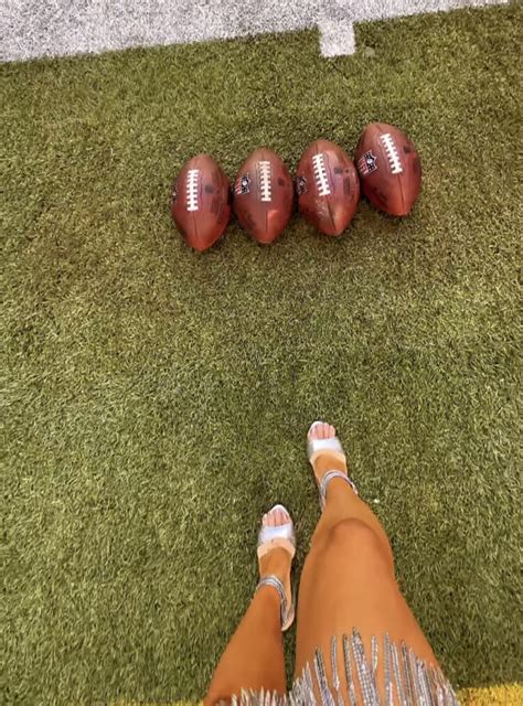 Gracie Hunt Feet