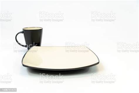 텍스트 공간 또는 복사 공간을 위한 흰색 배경의 빈 컵과 접시 멕시코에 대한 스톡 사진 및 기타 이미지 멕시코 아침 식사