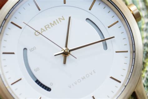 Hands-on with the elegant Garmin Vivomove Premium (pictures) - CNET