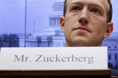 Zuckerberg Alla Camera Cambridge Analytica Aveva Anche I Miei Dati