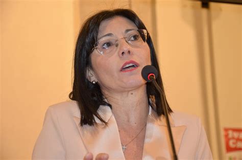 Amministrative Modica Ivana Castello Si Presenta Ufficialmente Radio
