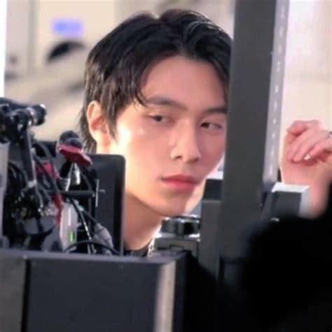 Hendery Wong Kunhang And Wayv Image 8470602 On Favim