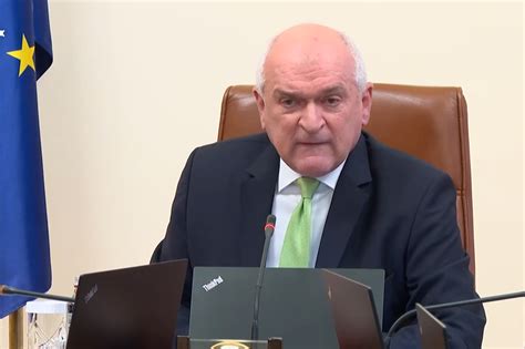 Главчев Редовно правителство би сложило край на политическата криза Информационна агенция ПИК