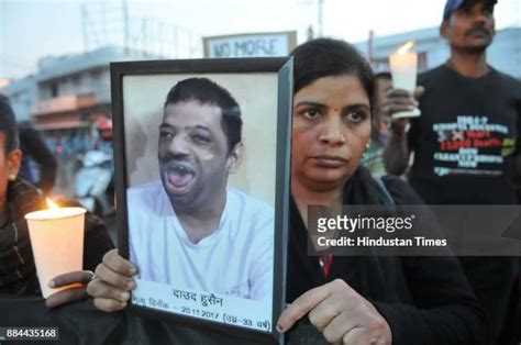 Bhopal Gas Tragedy Photos And Premium High Res Pictures Getty Images
