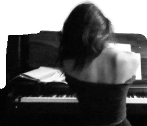 Pin By Zoya Tahir On Music Piano Girl Black Aesthetic Aesthetic Girl