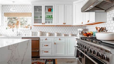 Vastu Shastra For Kitchen रसोई घर में जरूर करें इन नियमों का पालन सुख