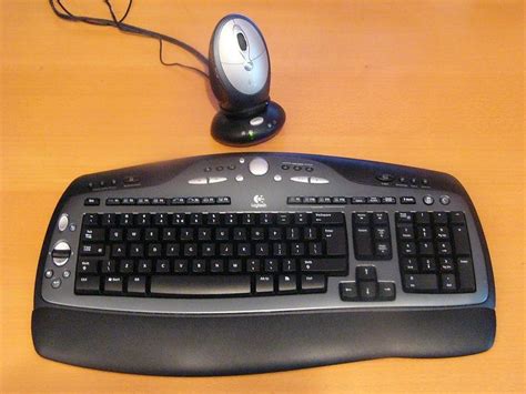 Logitech Cordless Desktop Lx 700 Joep Product Reviews Tweakers