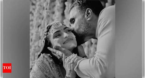 On Birthday Suniel Shetty Receives Love Filled Wish From Daughter