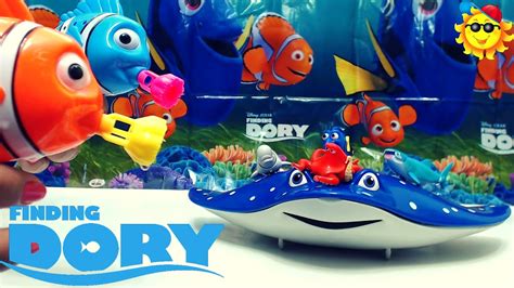 Buscando A Dory Burbujas Juguetes De Dory YouTube