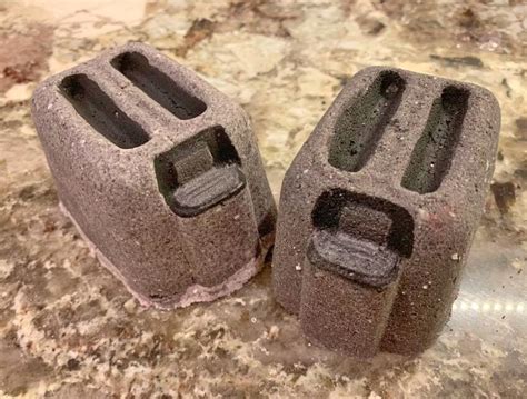 These Toaster Bath Bombs Are A Hilarious Gag T For Bath Takers
