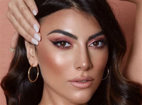Marc Jacobs Beauty 3 Produits Pour Sublimer Son Bronzage Et Avoir