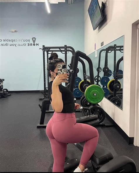 Just A Nice Booty Selfie After Working Out ☺️ ️😈🍑🍑 Rfitgirls
