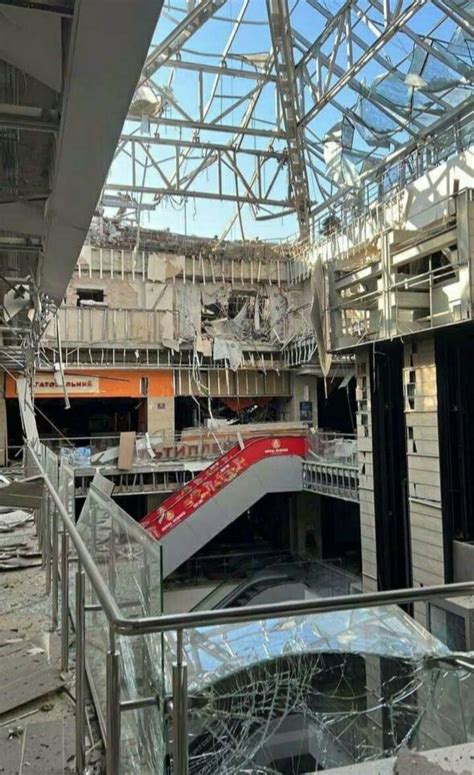 Ракетний удар по ТРЦ в Запоріжжі в росії назвали «знищенням цеху заводу Новости Section Ukr Net