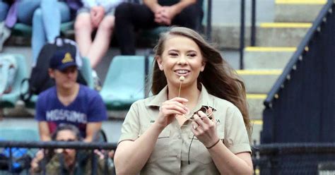 Bindi Irwins Brutal Decade Long ‘hellish Health Trials Revealed By